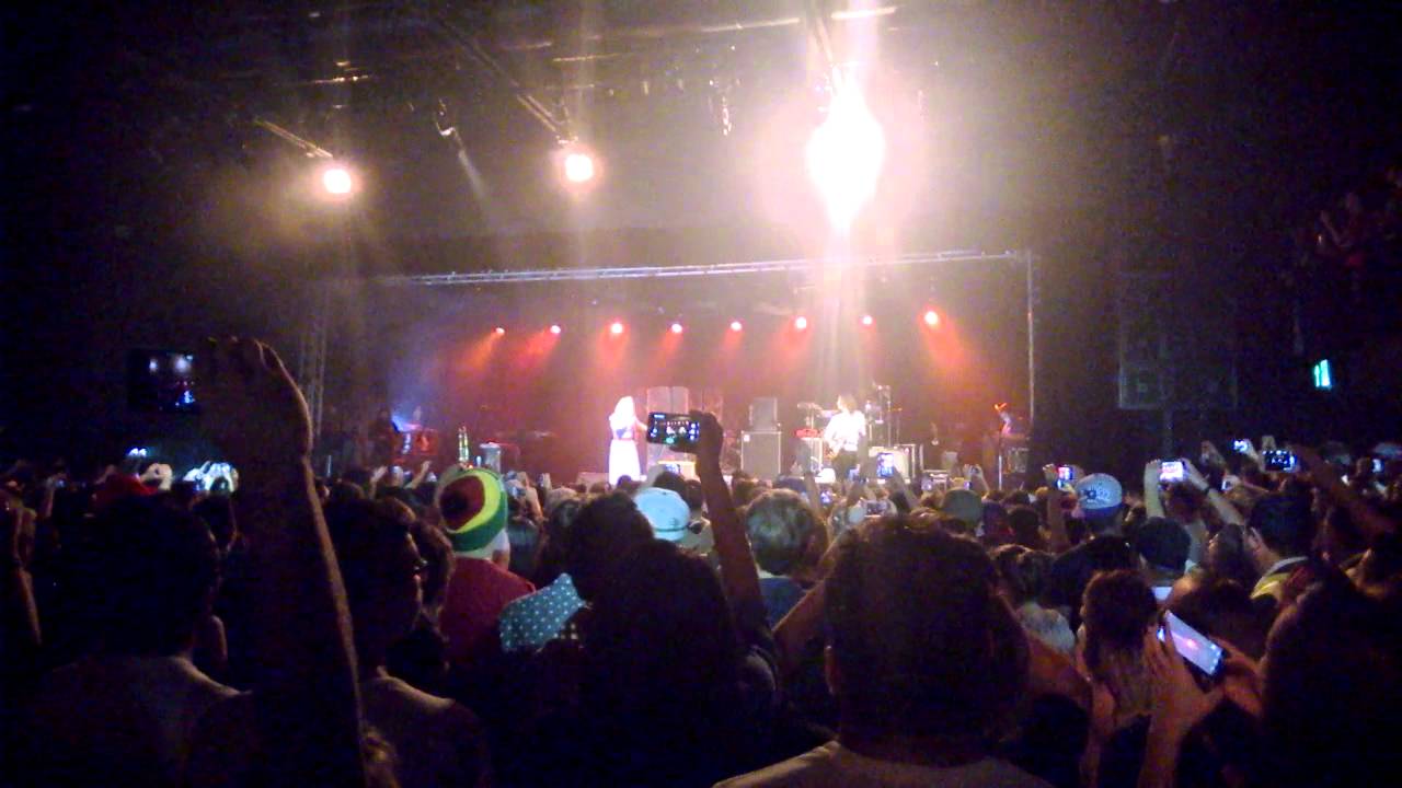 Chimaruts - Do lado de cá ao vivo em Audio Club - SP - YouTube