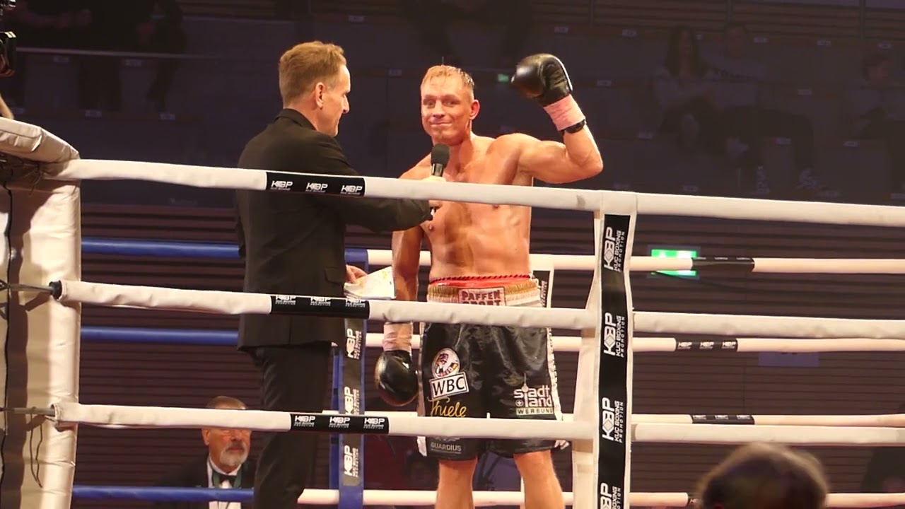 Rico Müller vs Gabor Gorbics Boxen Kampf 8 Oktober 2022 Falkensee - YouTube