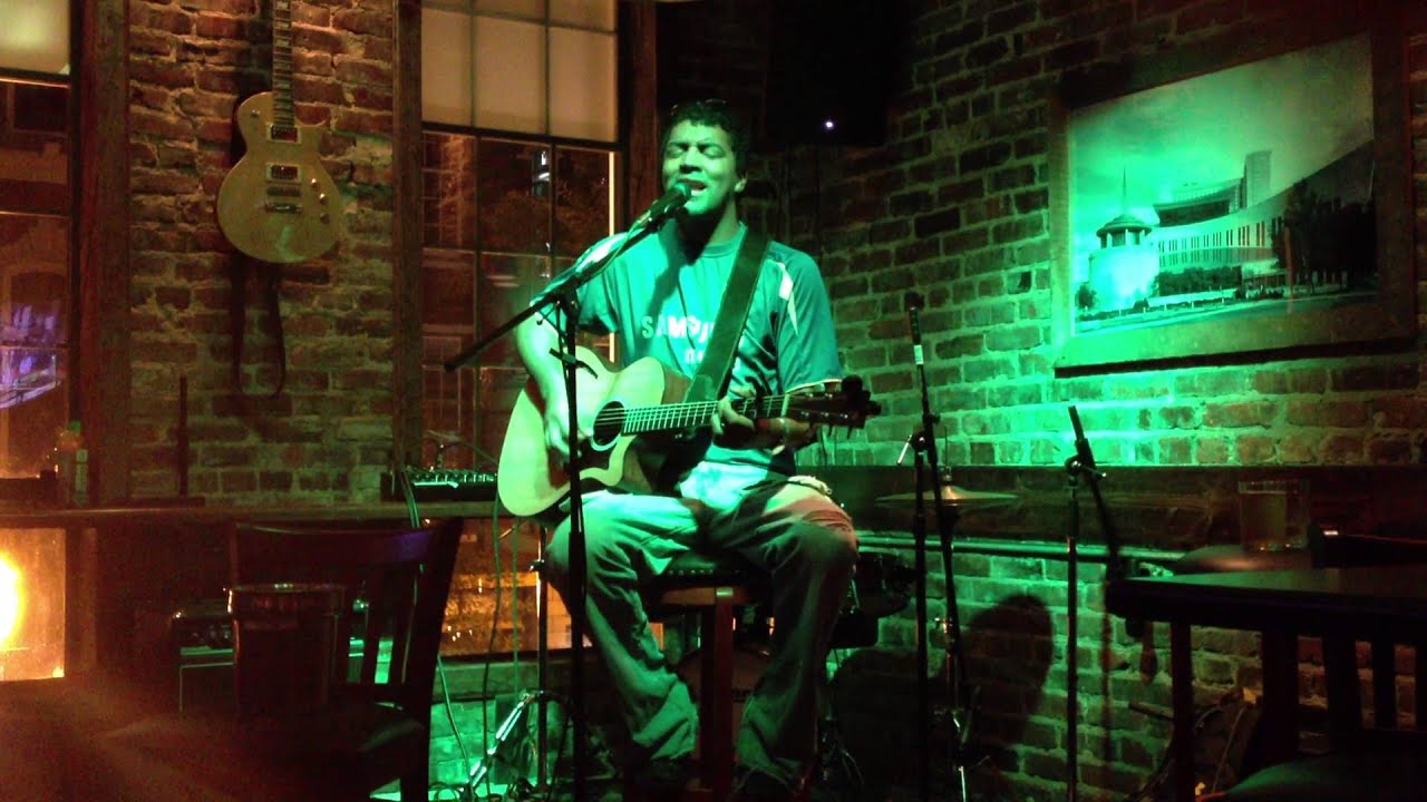 Daniel Bell - California Girls / Tik Tok (Medley) 08/16/14 - YouTube