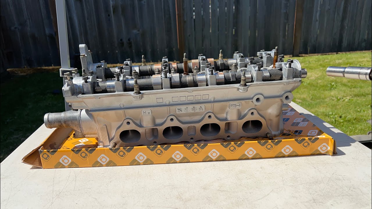 Honda CRV B20 Head Replacement - YouTube