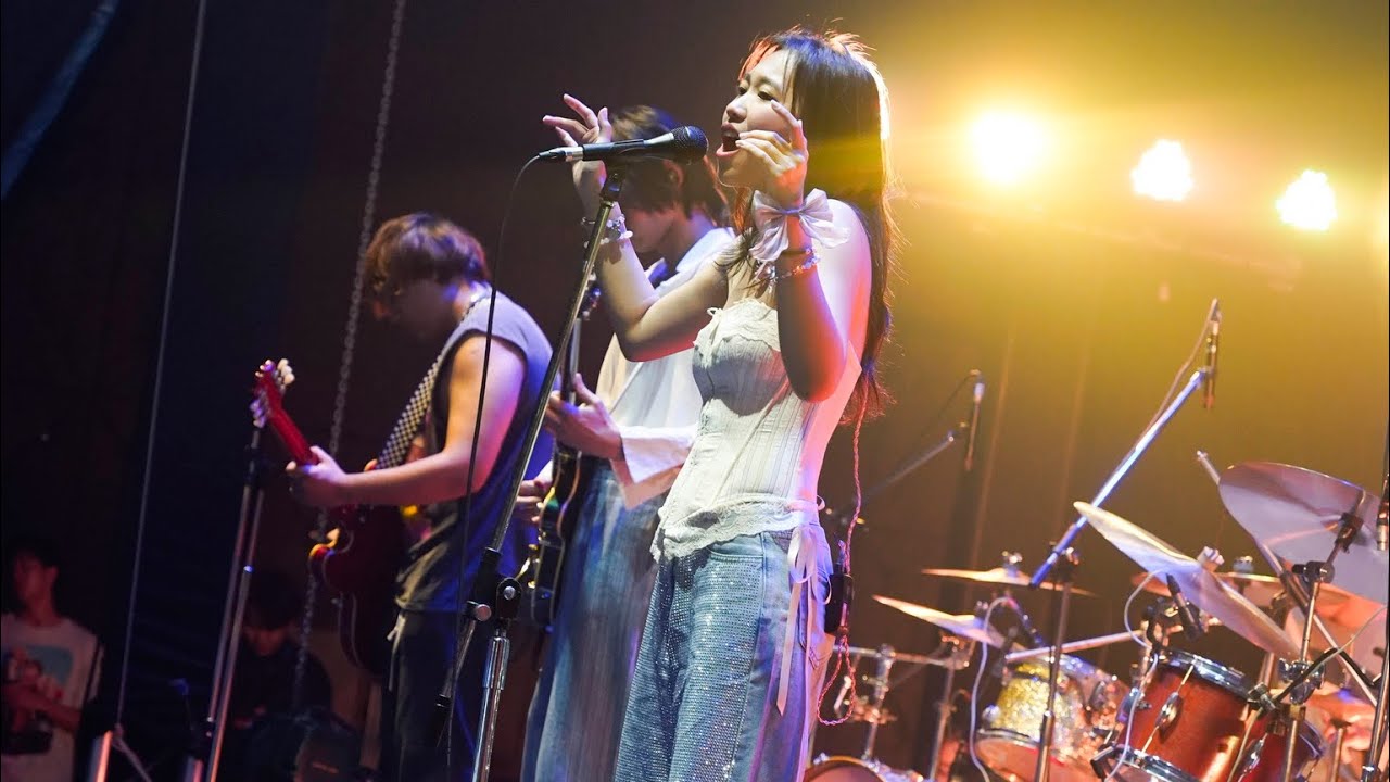 Sleep call, Hair up high , Effy. Hinano live at blue parrot - YouTube