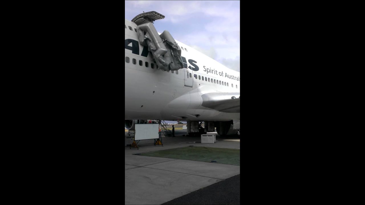 Emergency Escape Slide Deployment 747 - YouTube