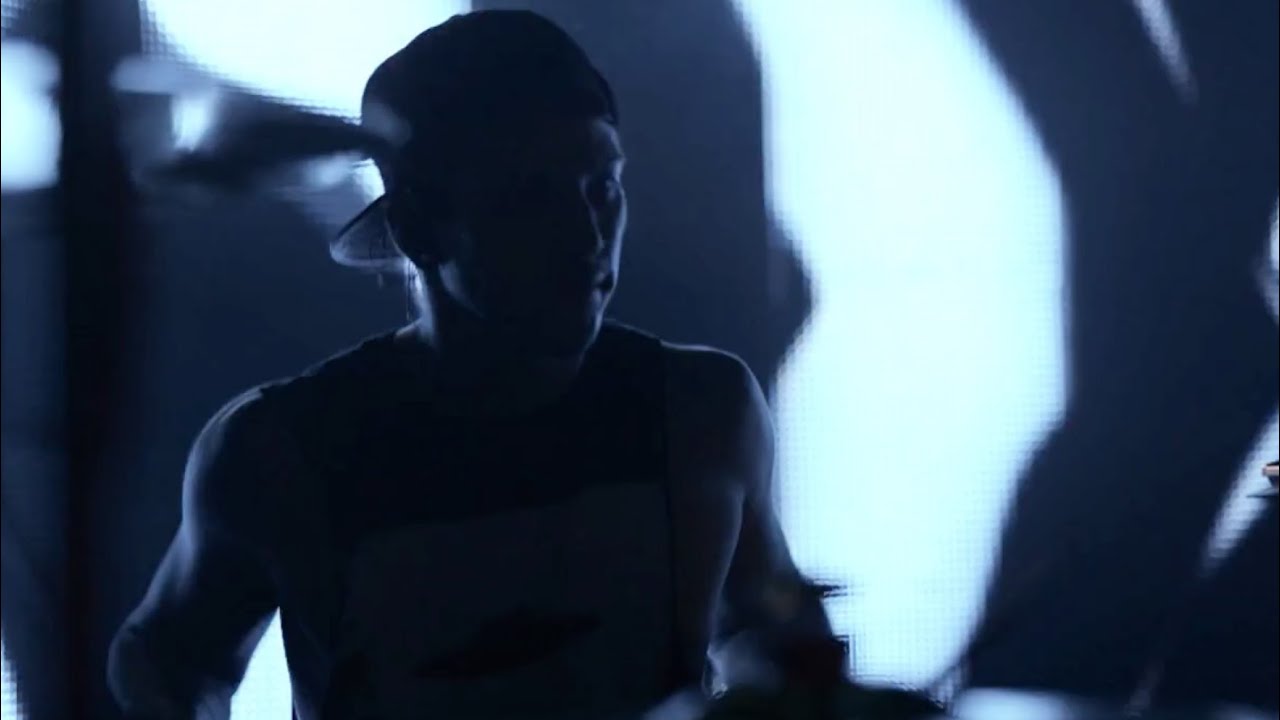 twenty one pilots - Blurryface Tour (Highlight 01) - YouTube