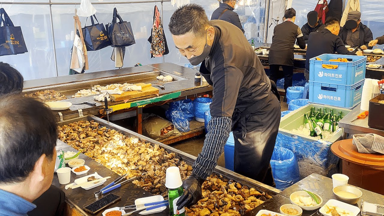 Most Unique BBQ in Korea!! ALL-YOU-CAN-EAT Grilled Pork Intestines ...