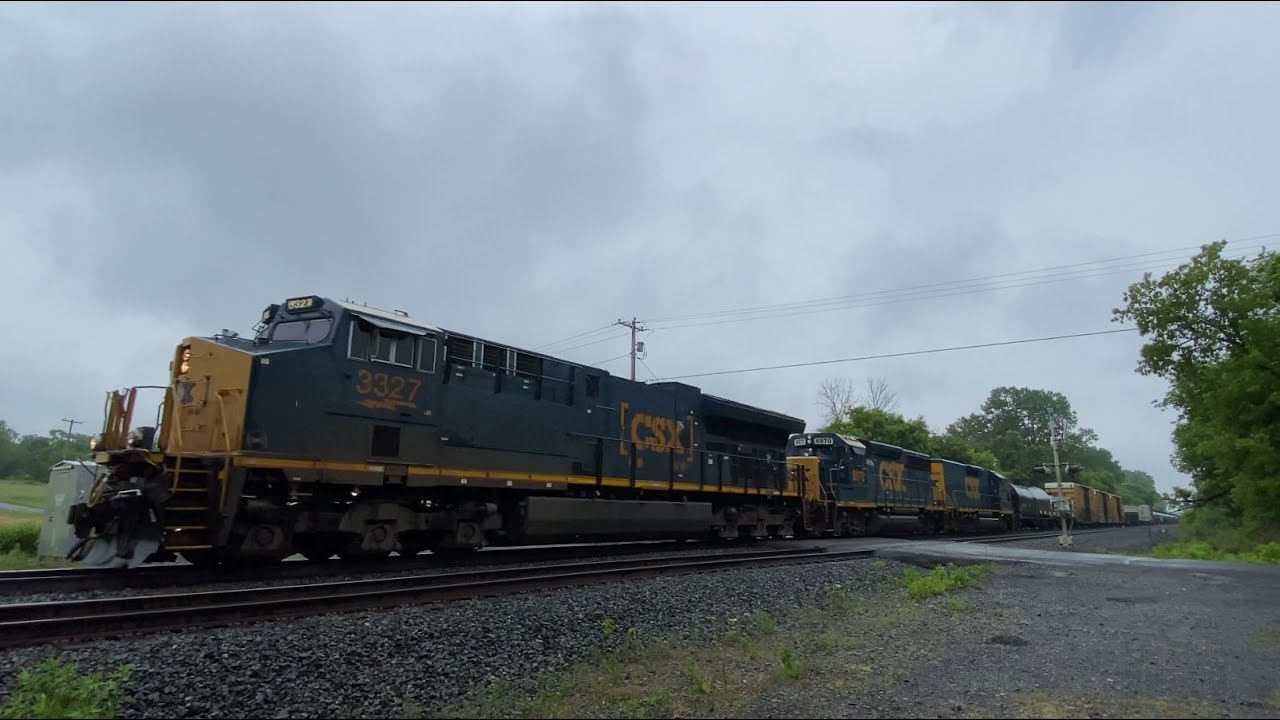 179 Car CSX M363 w/ A Pair of GP40s Trailing Charges Westward in ...