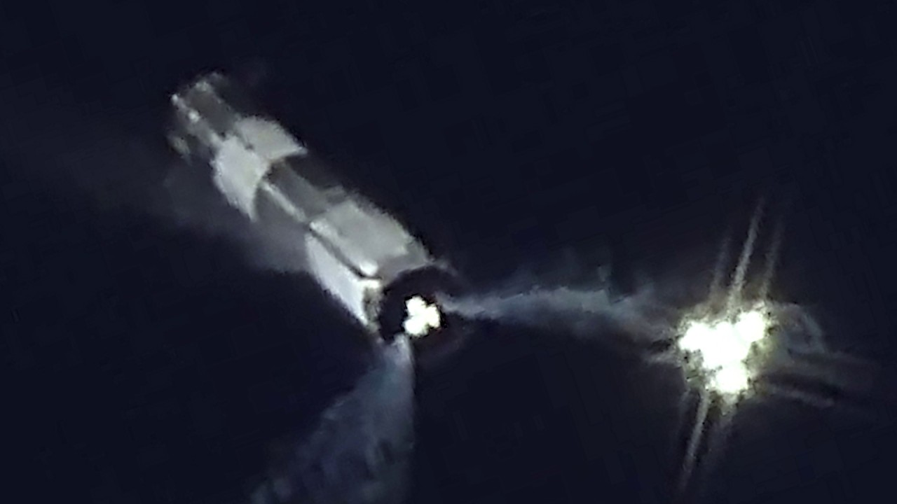 SpaceX Starship, #IFT6 extra views - hot stage separation, re-ignition ...