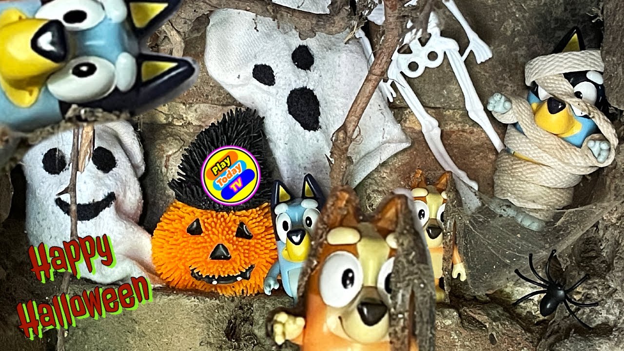 Bluey and Bingo Halloween Ghost Hunt for Kids - YouTube