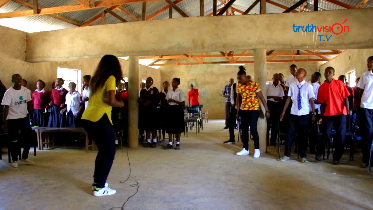 MULU MUTISYA SCHOOL - AGIE MUGENI PERFORMANCE - YouTube