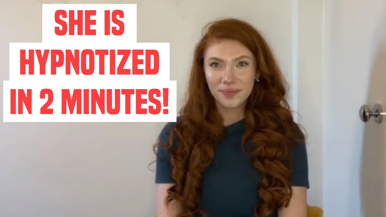 She Is Hypnotized in 2 Minutes! - YouTube