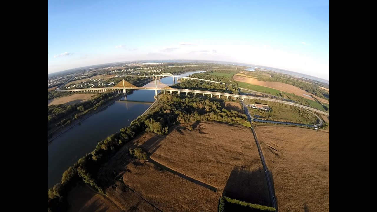 Flight 79 - Middletown and the Roth Bridge - 2 of 2 - YouTube