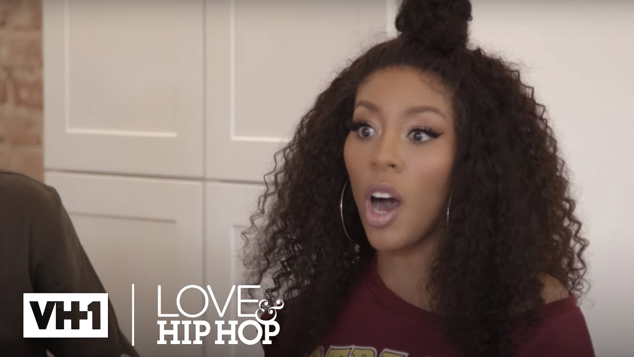 Something Isn’t Right With K's Restaurant | K. Michelle: My Life - YouTube