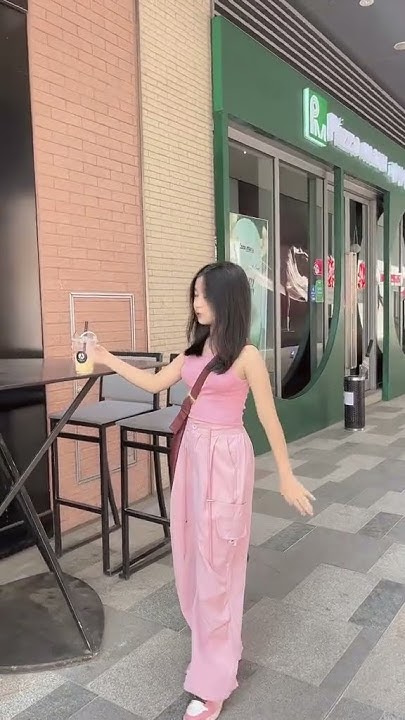 Alice -Shwe Zin - YouTube