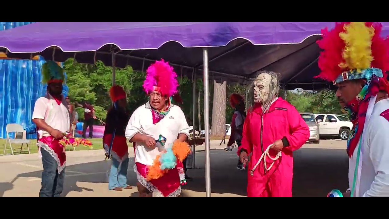 danza santa cruz Sacred hearts Catholic Church part 3 - YouTube