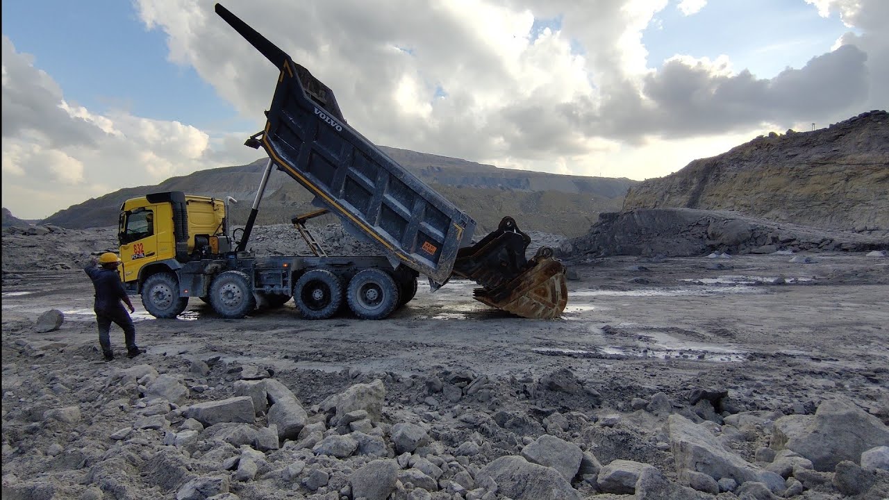 Nigahi coal Mines || work mode on || - YouTube