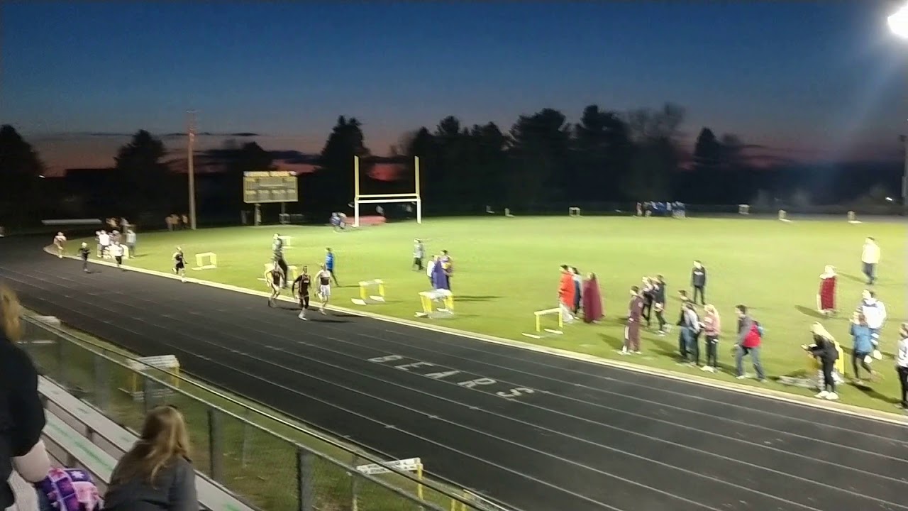 New Richland Wrapping Up Byron Meet 4x400 Boys - YouTube
