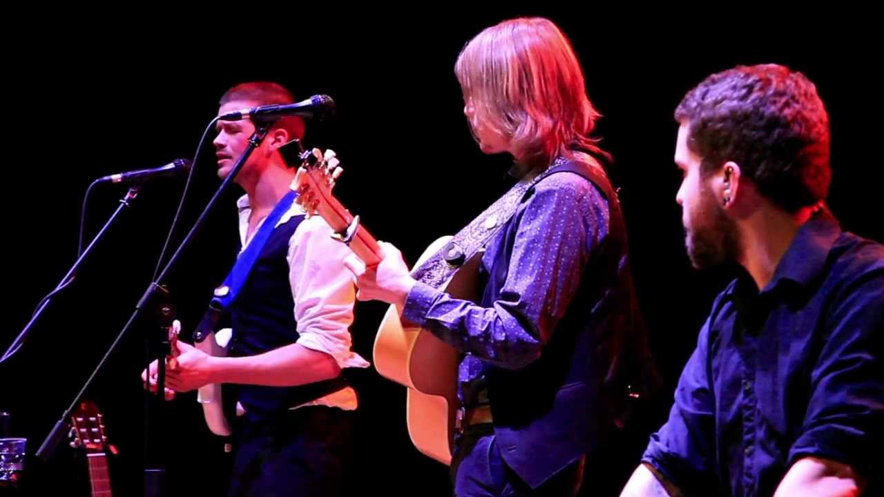 Tinlin - Open Eyes (live at Birmingham Symphony Hall) - YouTube