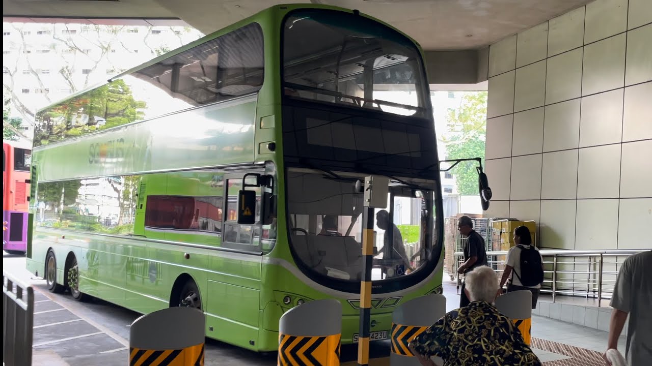 Tower Transit Bus Service 143 SBS3423U Volvo B9TL Wright Eclipse Gemini ...