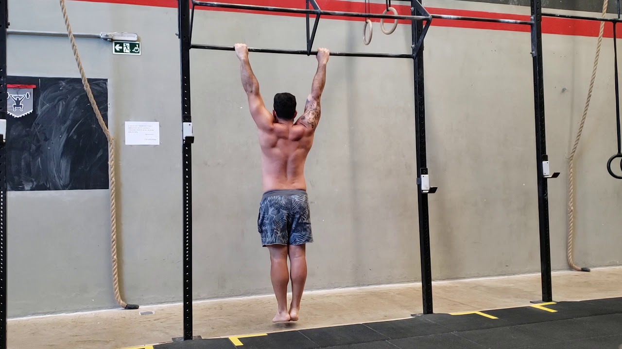 hanging scapular circles - YouTube