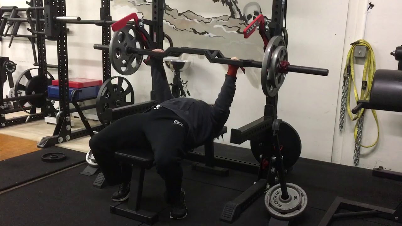 Bench Press w/ American Cambered Bar & Weight Releasers - YouTube