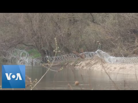 Greek Forces Lay Barbed Wire Along Turkish Border