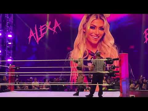 WWE Alexa Bliss vs Asuka Monday Night Raw - Toyota Center Houston Texas 