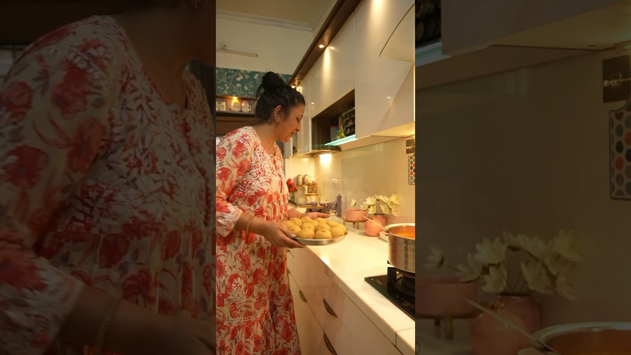 Jaldi jaldi banayee bhog ki thali - YouTube