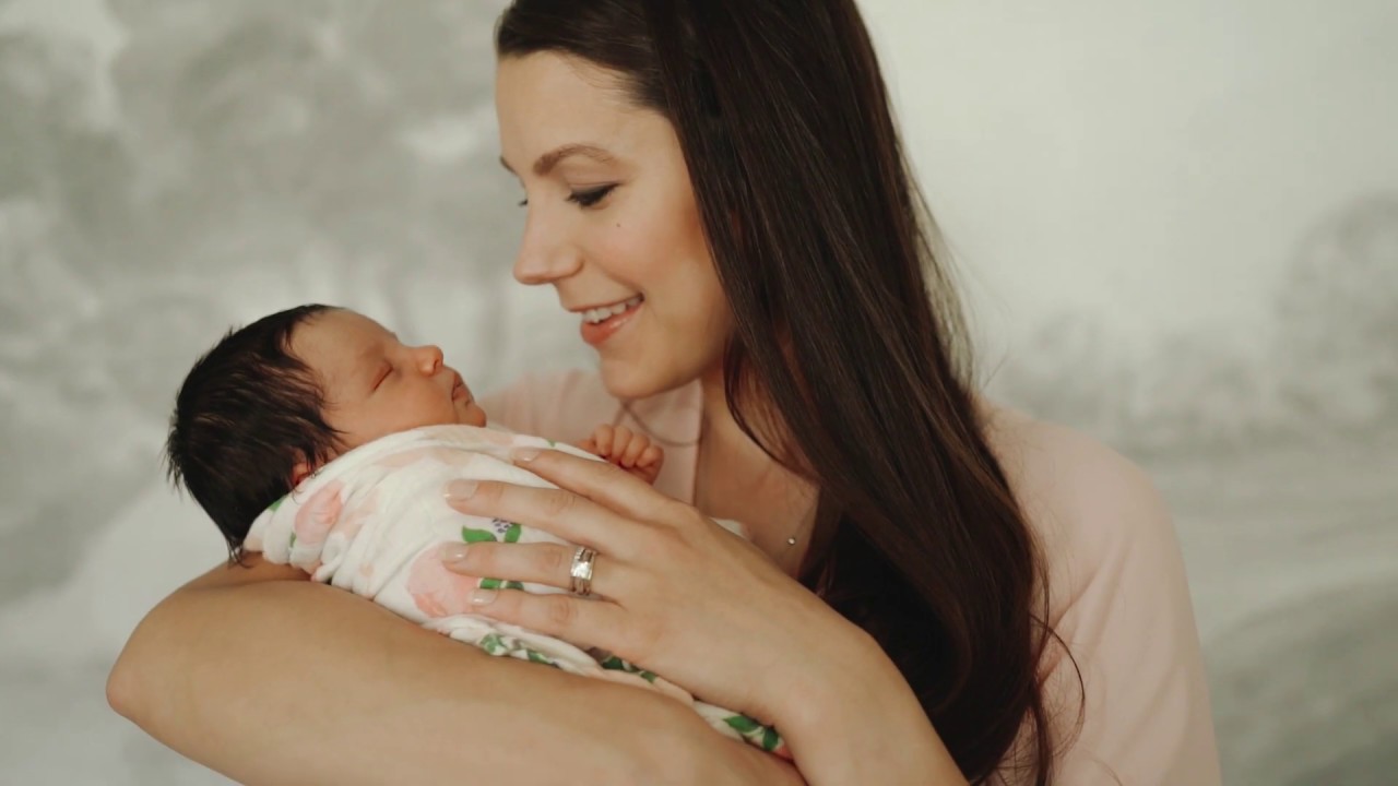 Amelia Newborn - YouTube