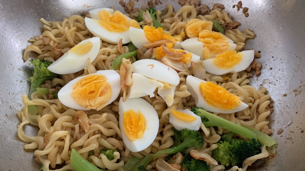 Simpling Luto Ng Curly Pasta - YouTube