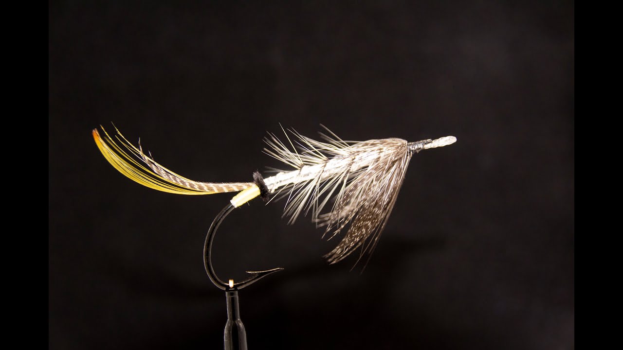 Fly Tying - Tying a mixed wing Silver Grey salmon fly with Jonas ...