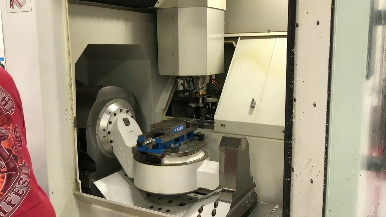 Roders TEC RXP 601 DSH 5 Axis CNC Machining Center - YouTube