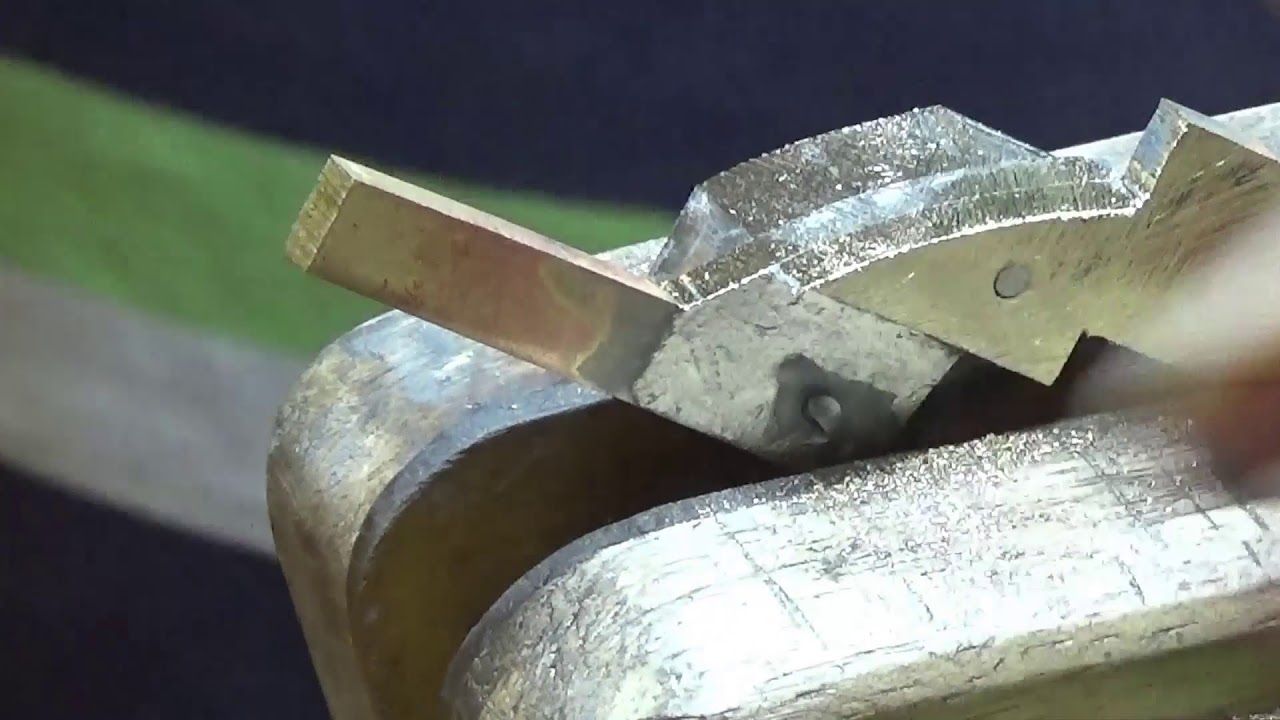 DIY Spokeshave 2. Shaping - YouTube