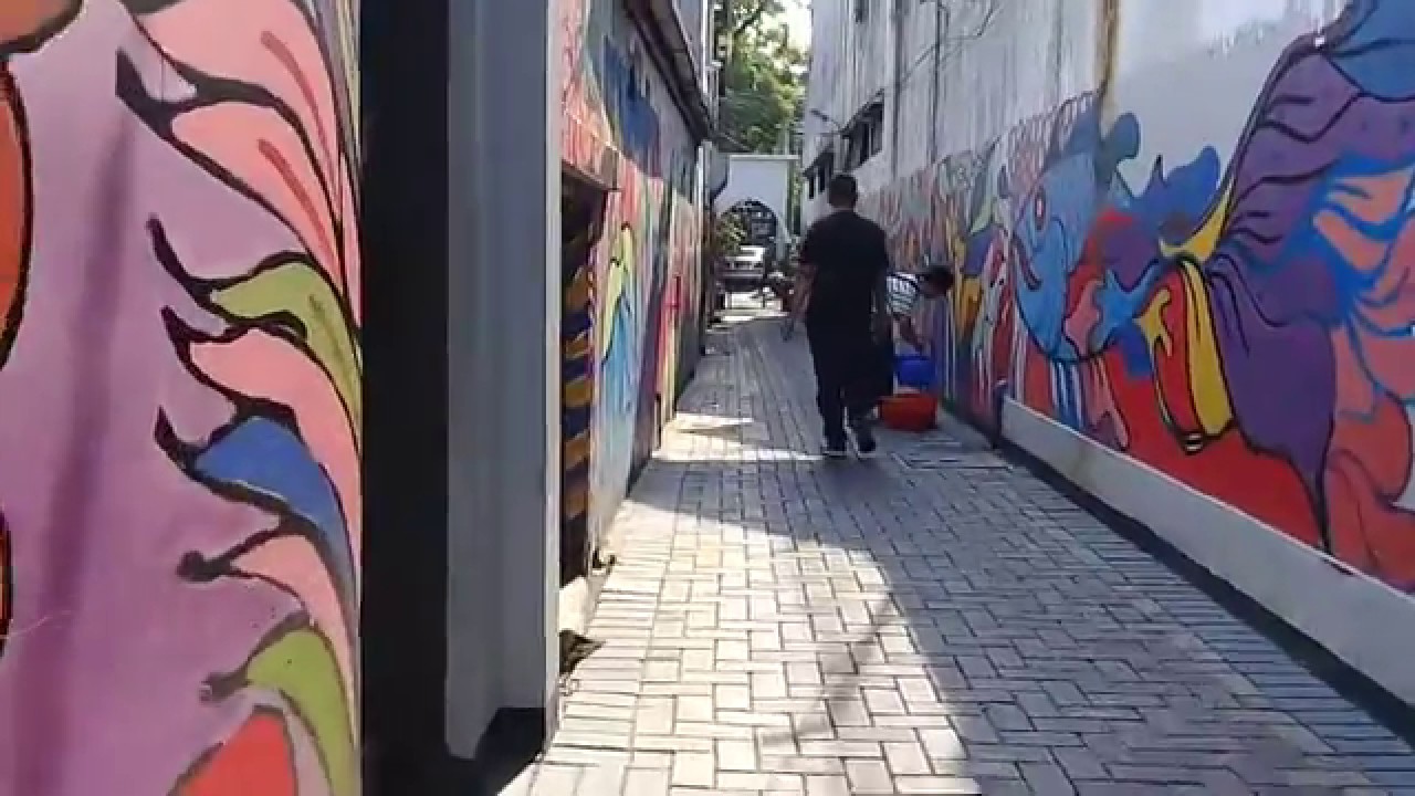 Lorong Jalan " Pasar Cihapit! " Bandung. - YouTube