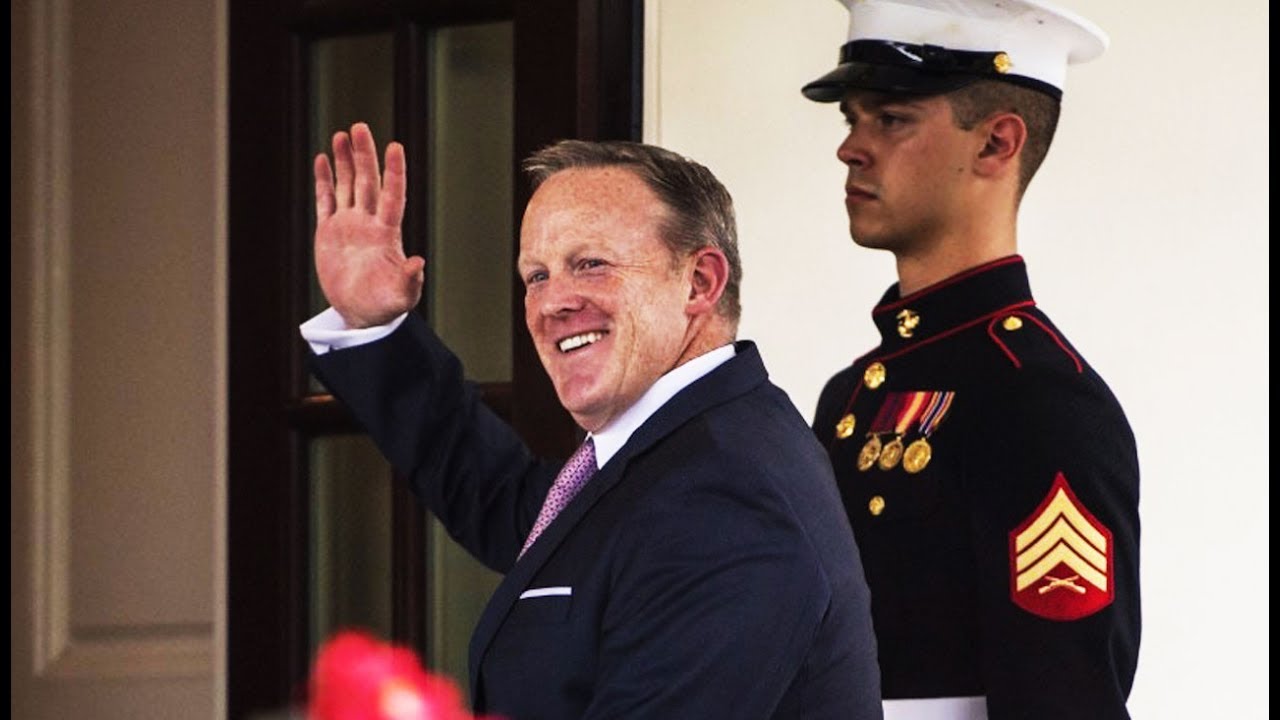 Sean Spicer Resigns After Trump Appoints Friend Without Comms ...
