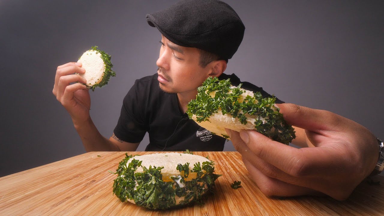Trying James Beard's Famous Onion Sandwich - YouTube