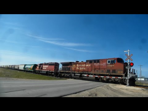 CP 9596 crossing Brookside Blvd. eastbound in Winnipeg, Manitoba - YouTube