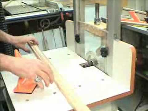 MLCS Horizonal Router Table - YouTube