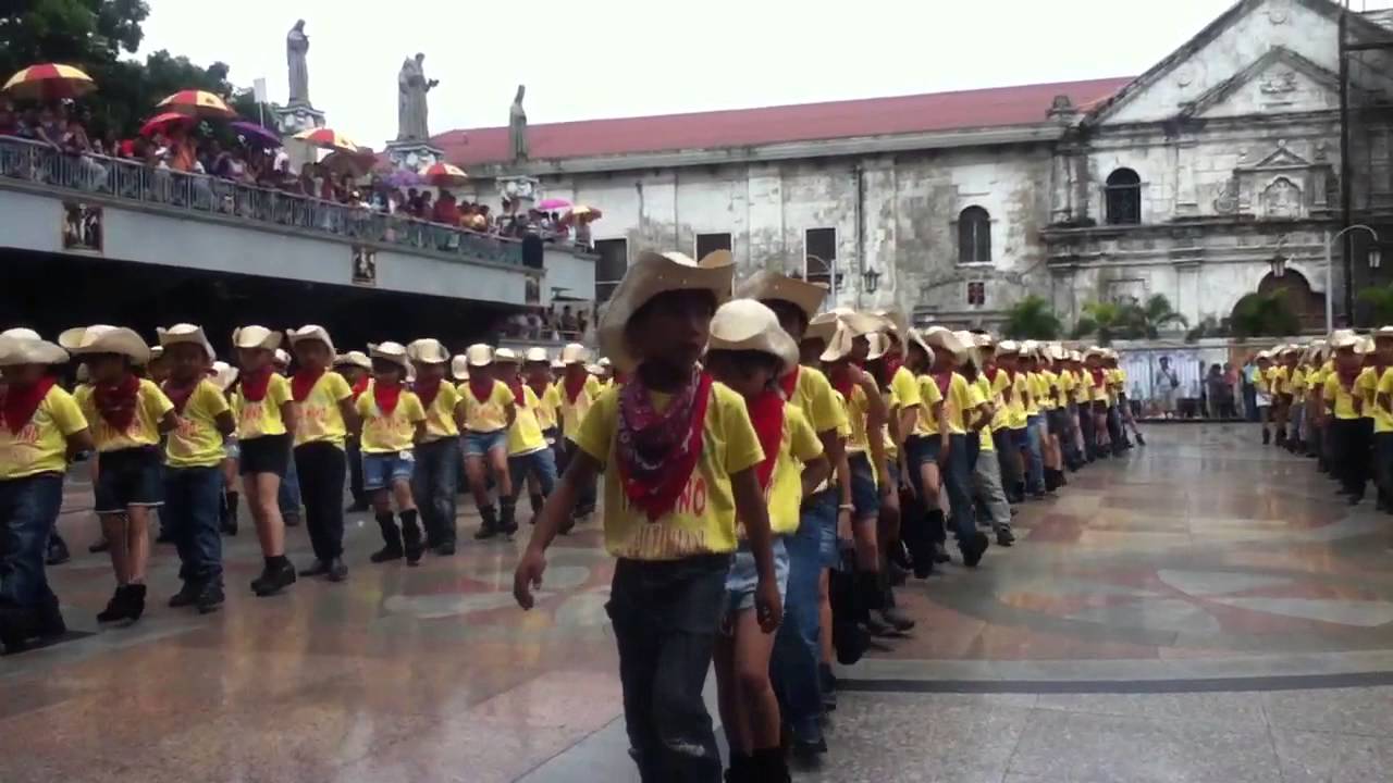 CSN Playground demo 2014 ( grade 2) - YouTube