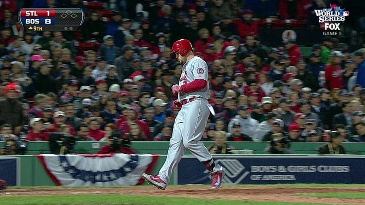 Holliday crushes long home run in ninth - YouTube