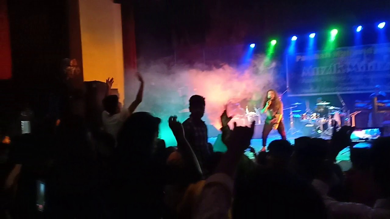 Snigdhajit Bhowmik | song live performance - YouTube