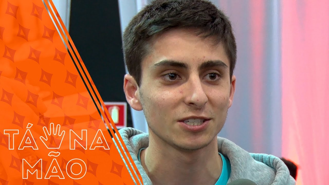 Tá na mão - Daniel Aziz folda flush nuts na WSOP Brazil - YouTube