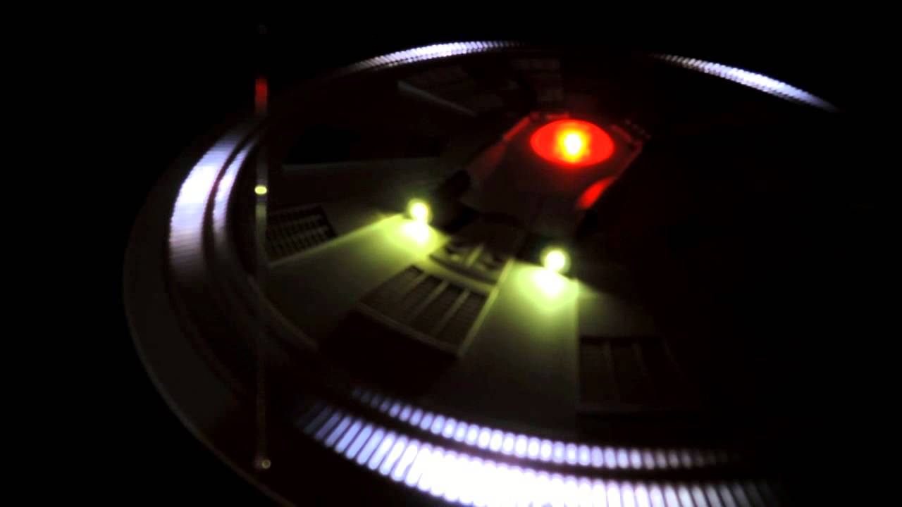 The Thing saucer lighting kit - YouTube