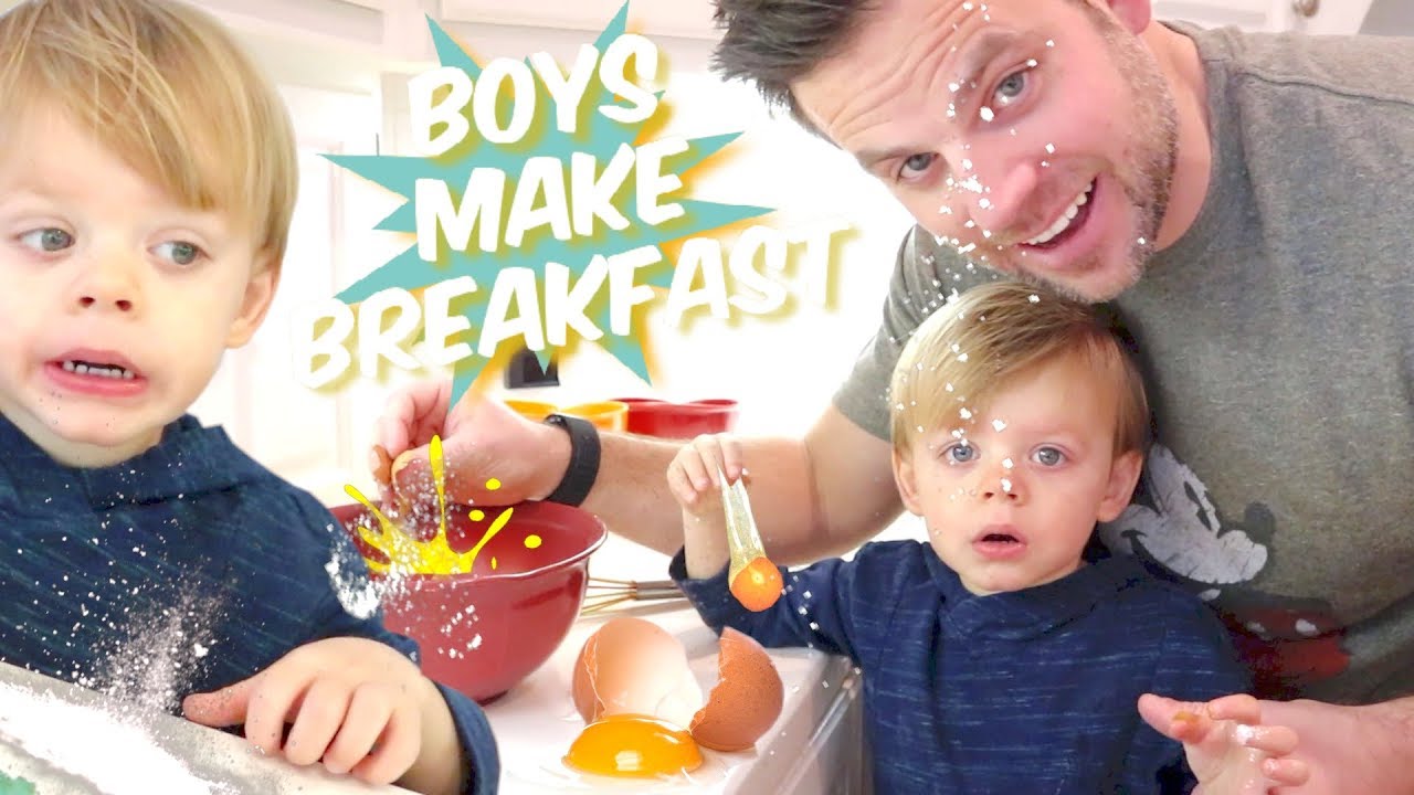 🍳Boys Make Best Breakfast! 😳 - YouTube