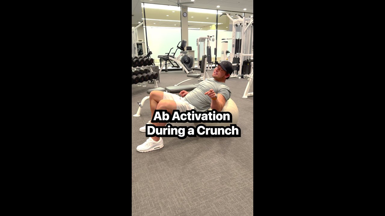 Ab Activation During a Crunch - YouTube