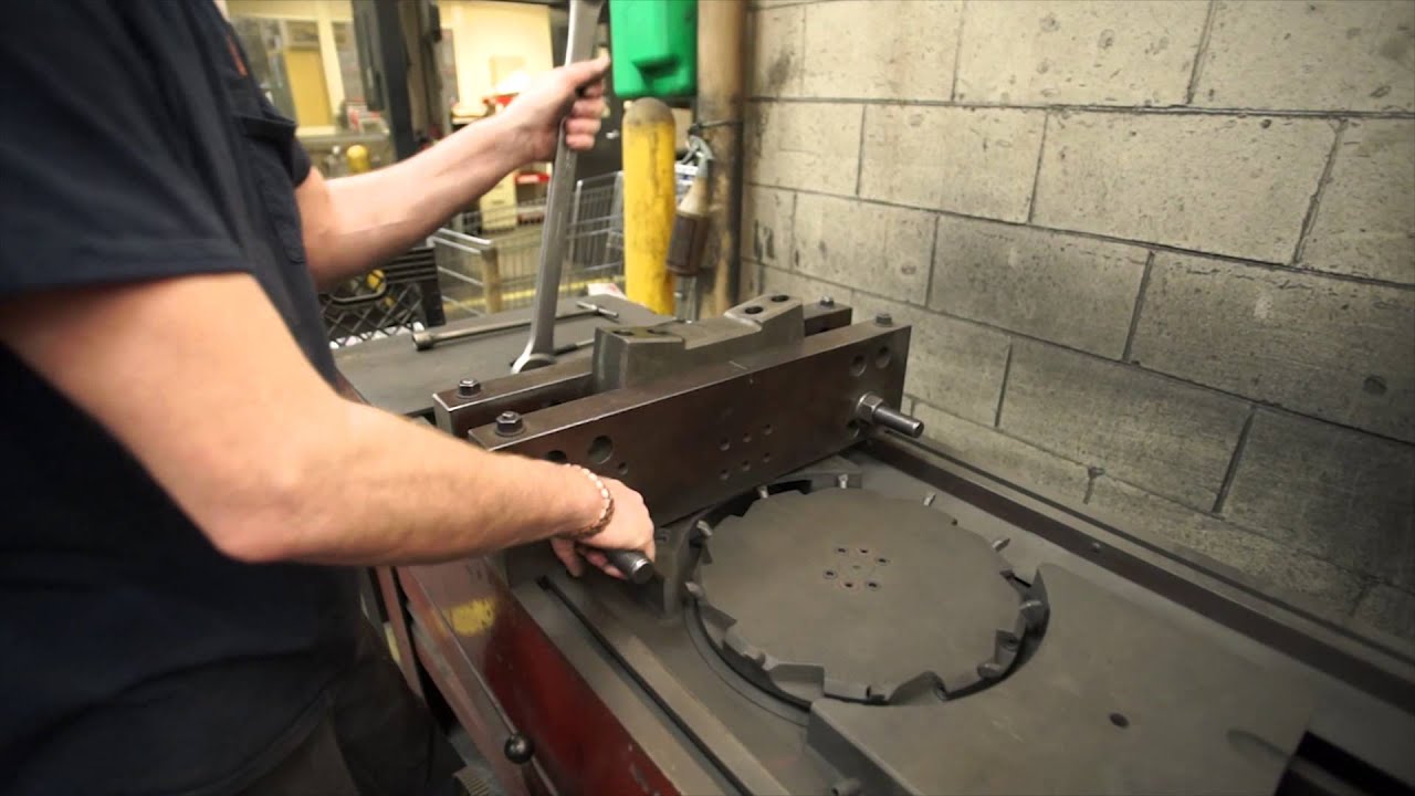 Republic Diesel Cylinder Block Machining 1 - YouTube