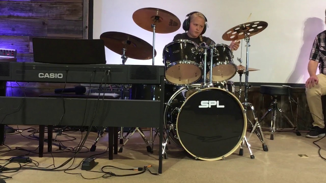 Kasey Rock’n out on the drums - YouTube