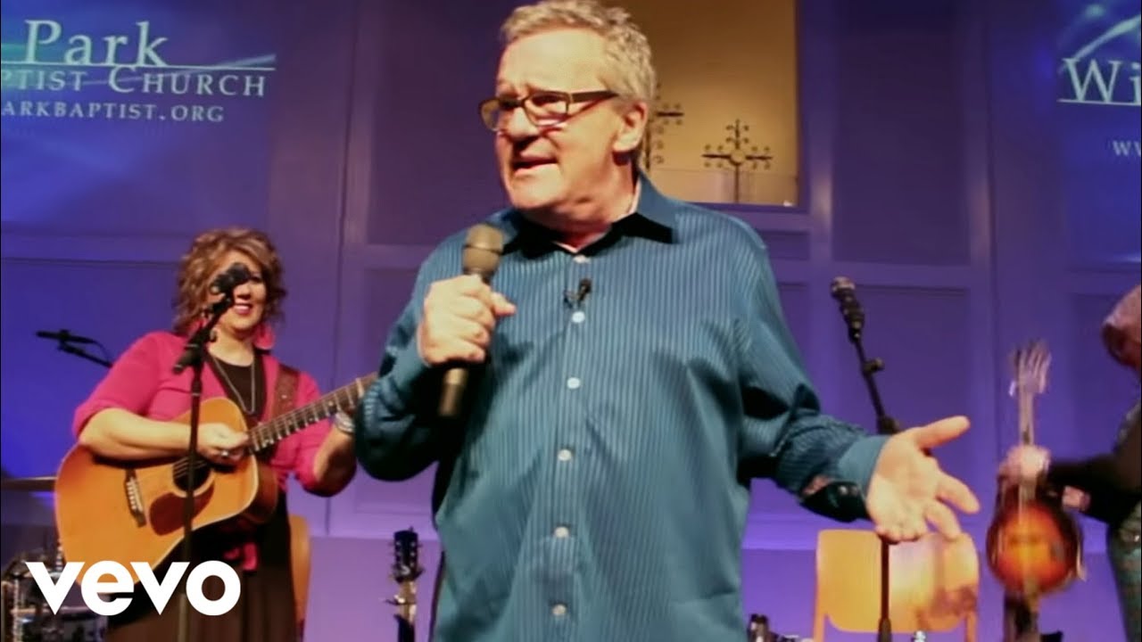 Mark Lowry, The Isaacs - Interruption (Live) - YouTube