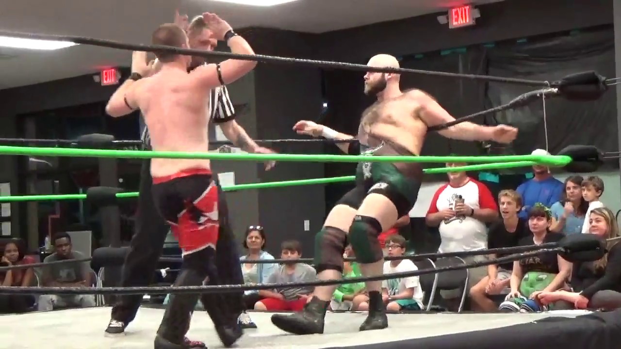 Michael Sky ( C ) vs Oxford Haney for the Ave Maria Florida Title - YouTube