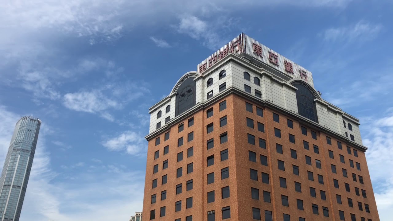 中国・大連の高級ホテル！アップグレードルームの様子 ALOFT Dalian Hotel - YouTube