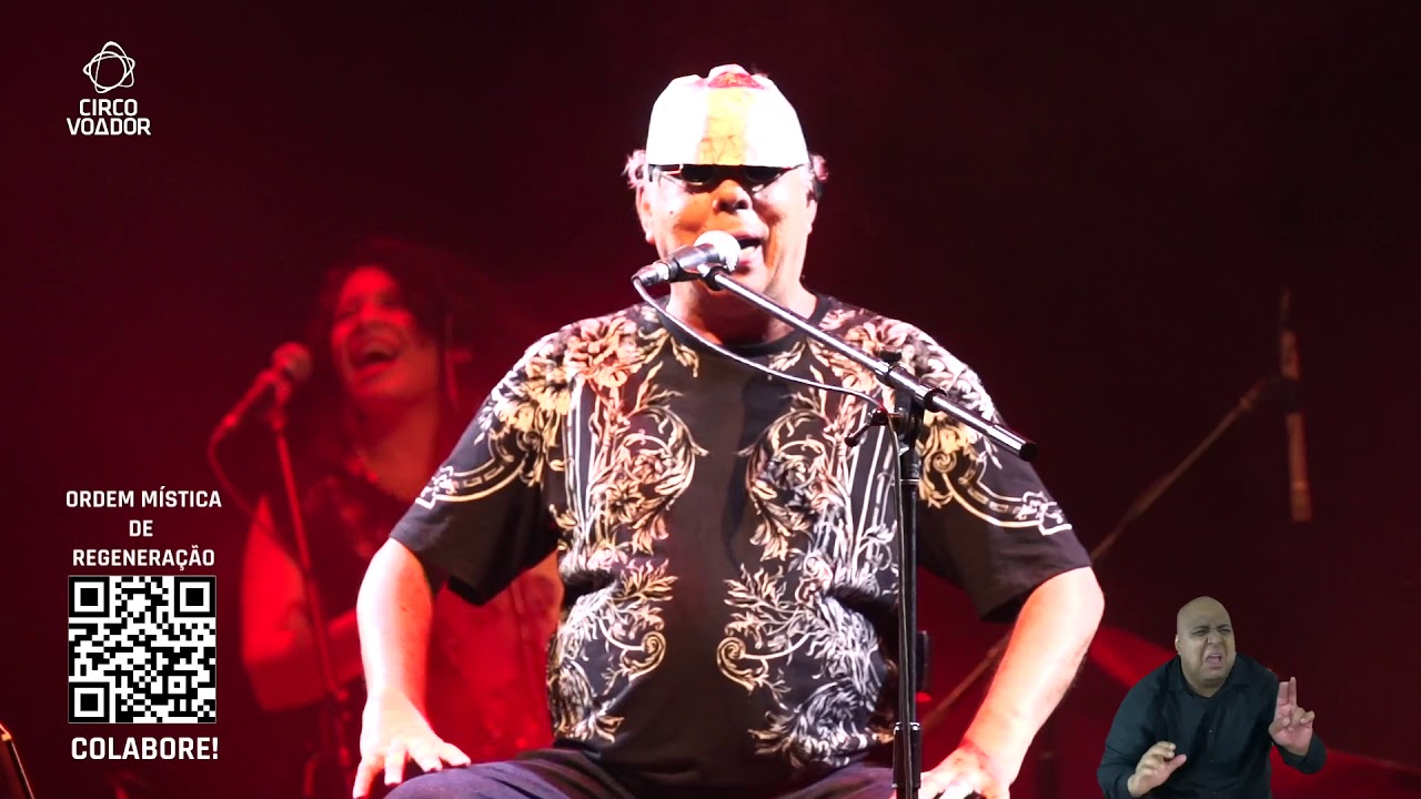 Besta Fera - Show Completo no Circo Voador - YouTube