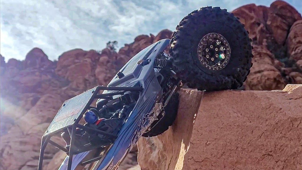 insane line in Vegas! LCG custom rc crawler! - YouTube